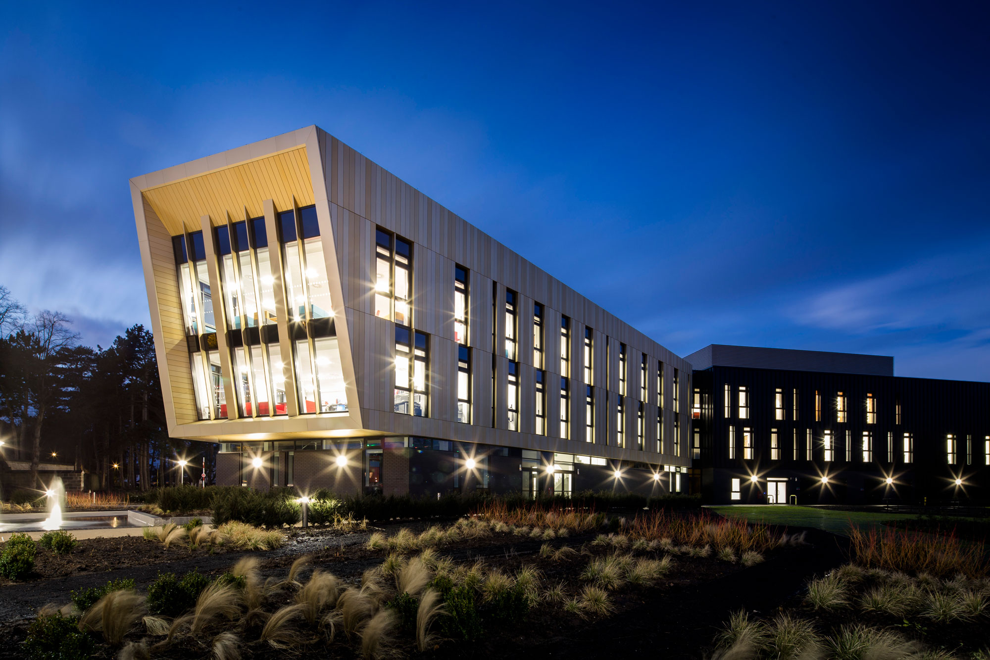 Advanced Manufacturing - Derry