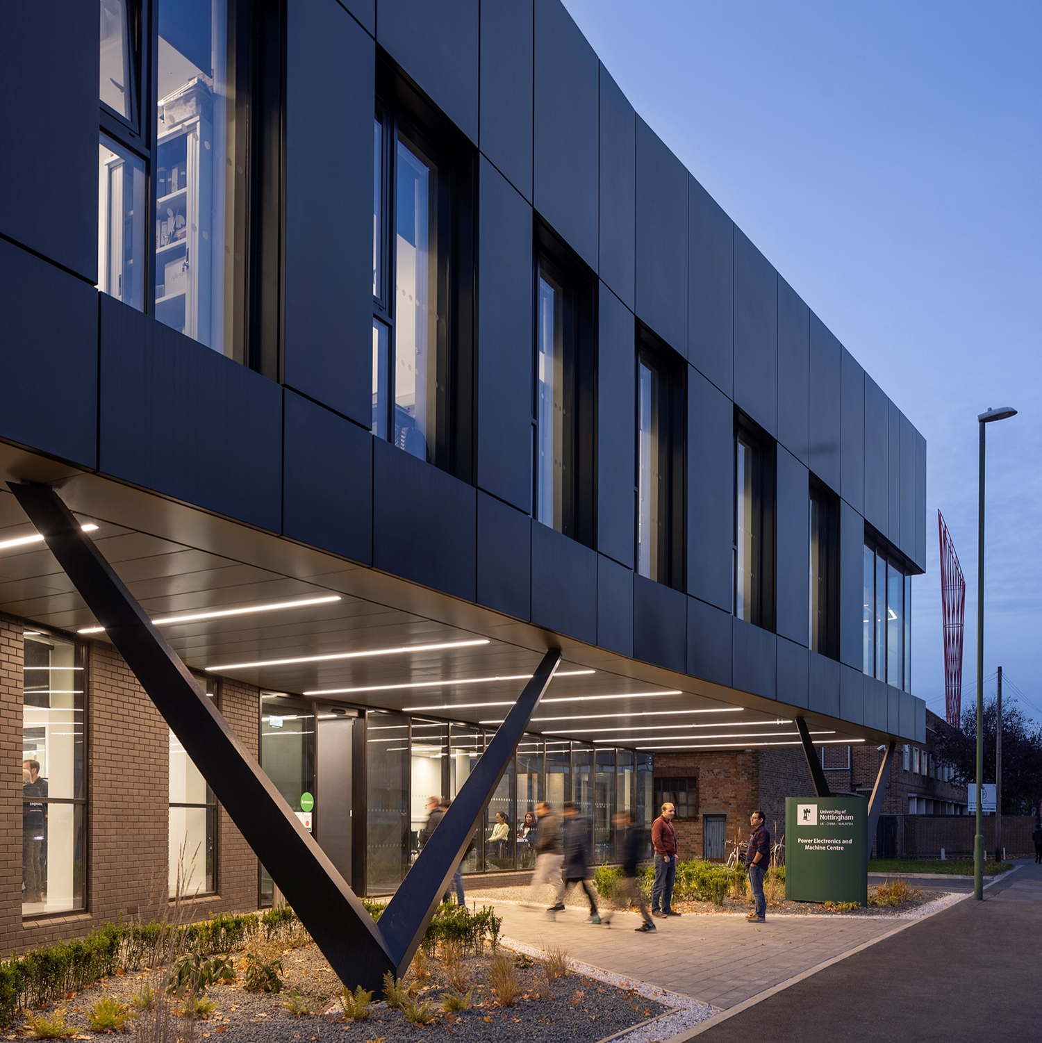 Power Electronics and Machines Centre - Derry